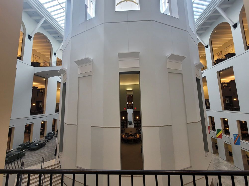 WILLIAM T YOUNG LIBRARY - Lexington KY - Hours, Directions, Reviews ...