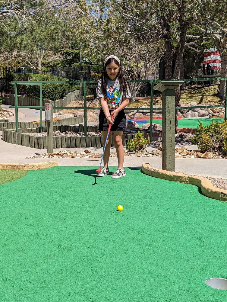 HINKLE FUN CENTER - Albuquerque NM - Hours, Directions, Reviews ...