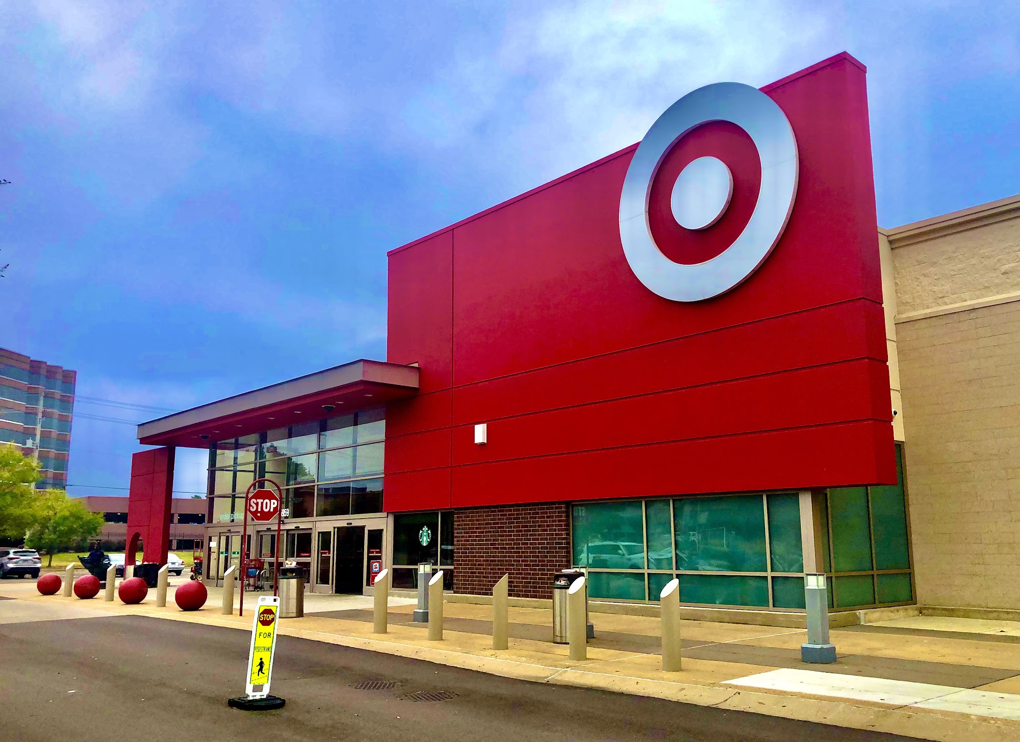 TARGET - 5959 Poplar Ave, Memphis TN - Hours, Directions, Reviews ...